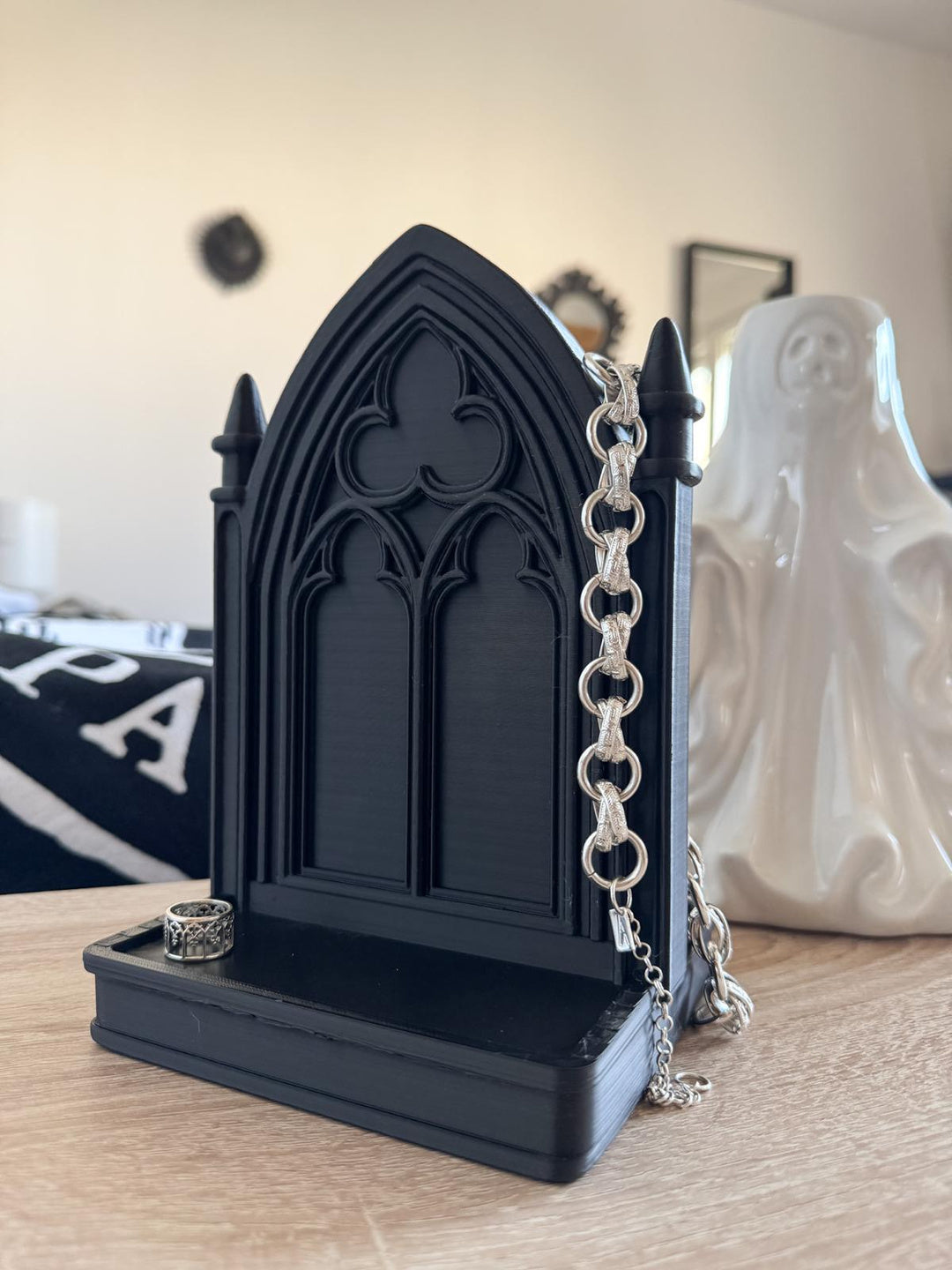 Cathedral Stand– 3D Crazy Works